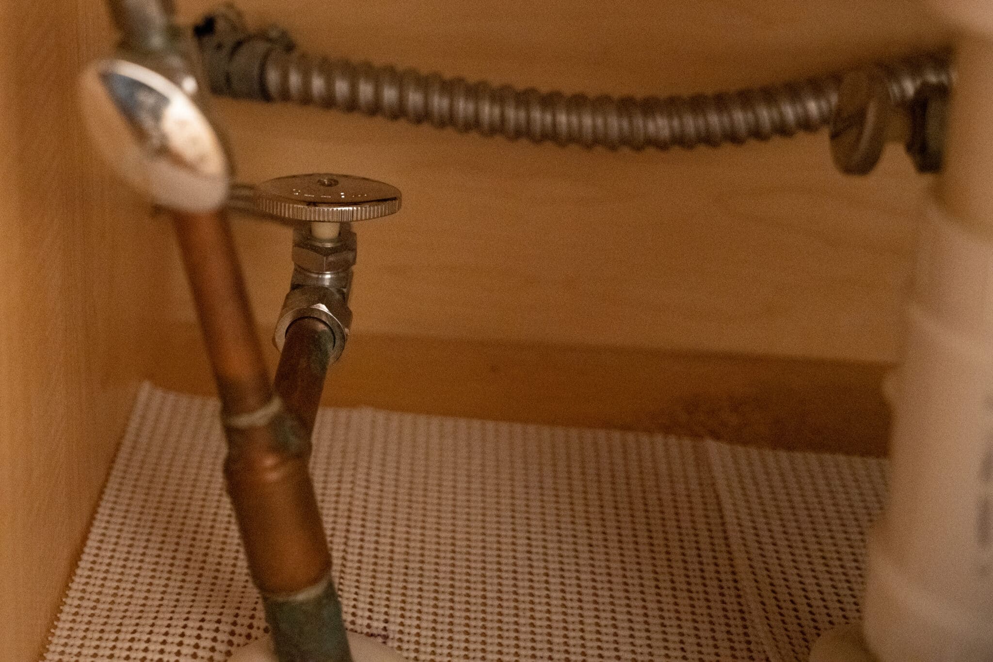 Water Hammer Arrestors - Quiet Your Banging Pipes Fast - Benjamin ...